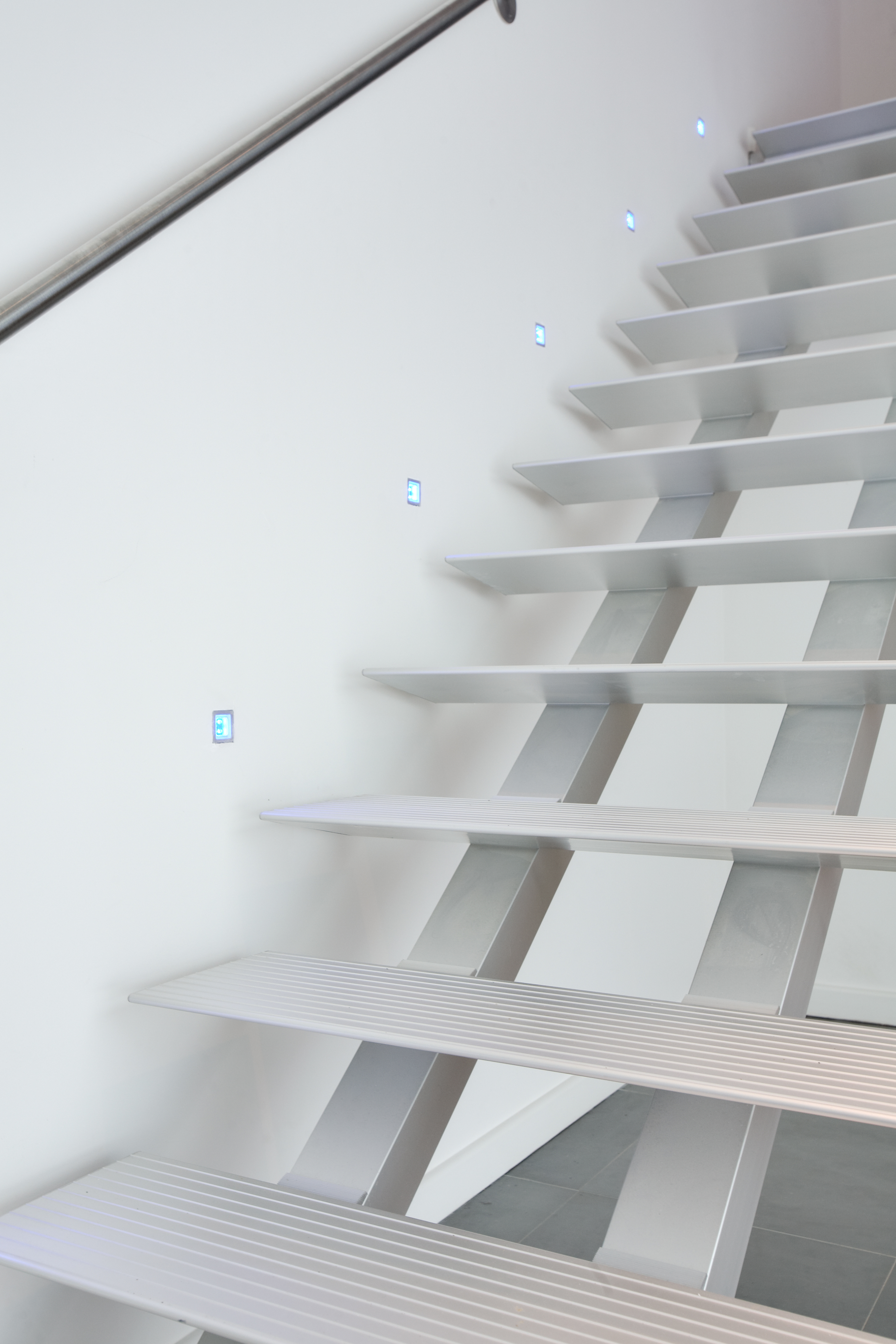 Trap Triangle en Concorde in Fretin - Graah aluminium designtrappen