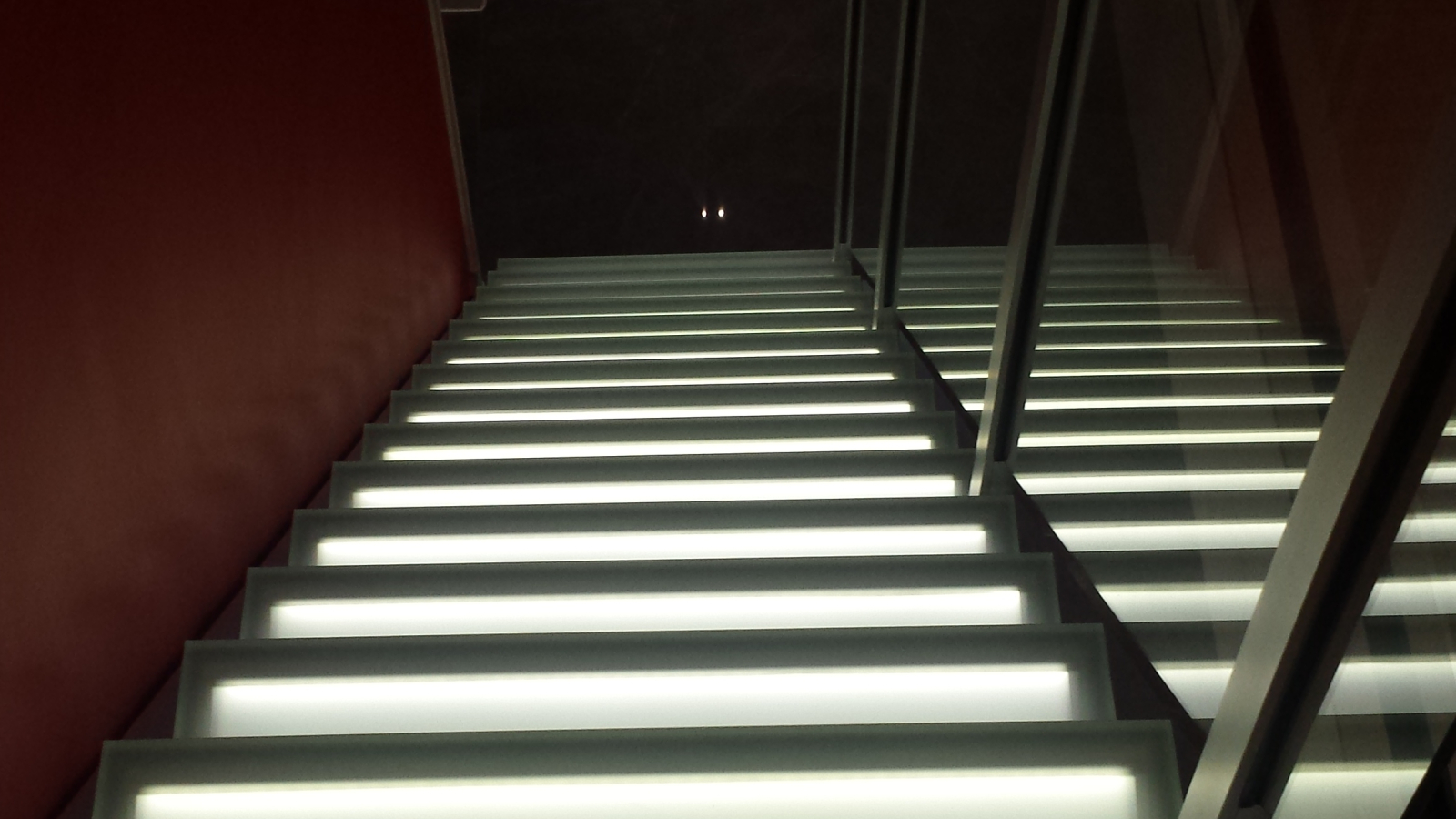 Trap met lekker veel licht - Graah aluminium designtrappen