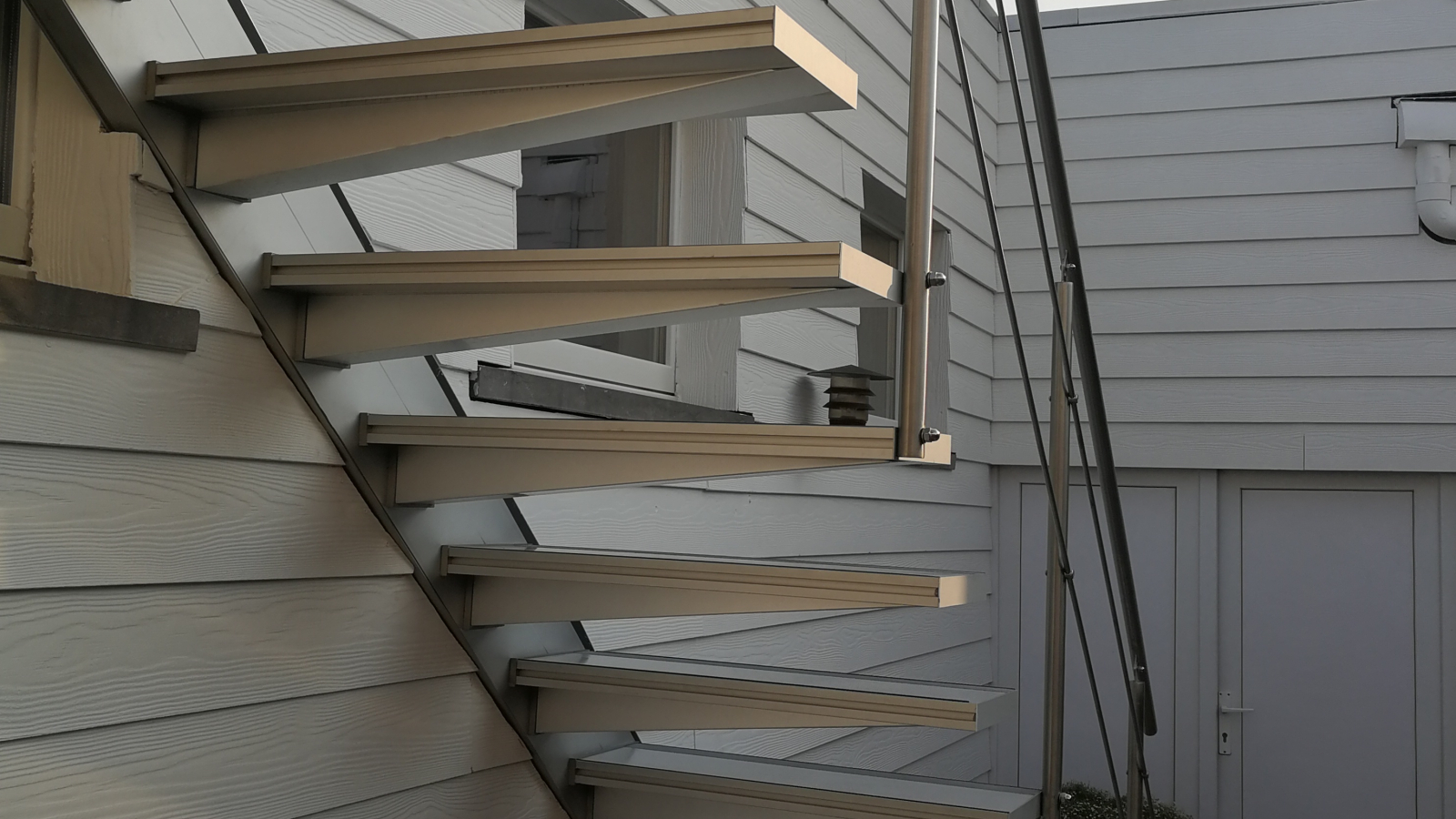 Solitaire buitentrap - Graah aluminium designtrappen